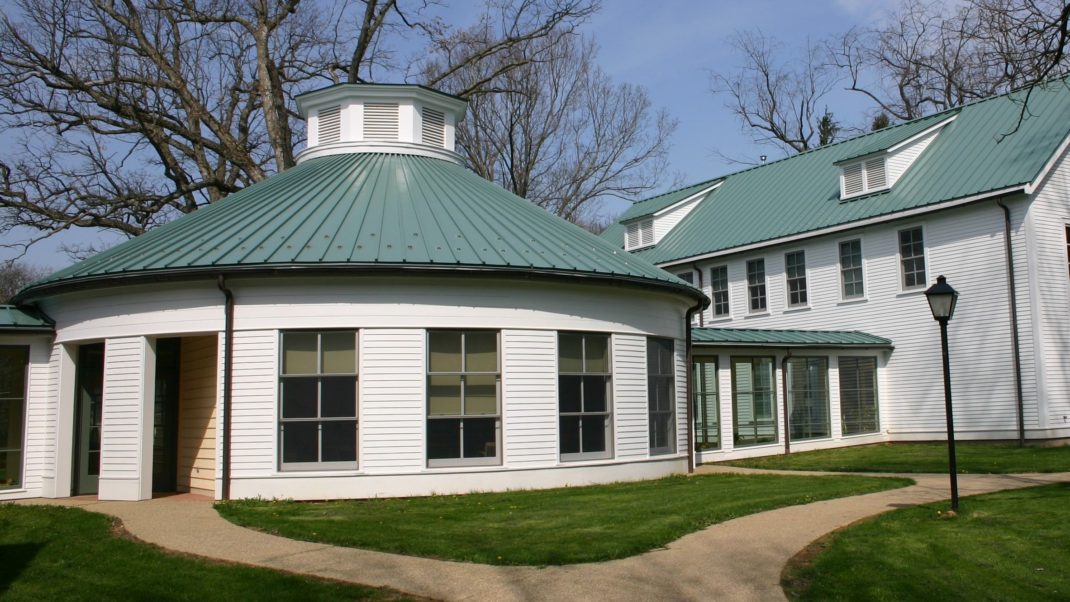 TAPERED SEAM TS METAL STANDING SEAM PANEL Dimensional Metals, Inc.